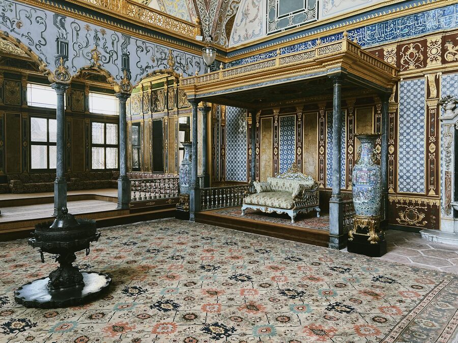 Elegant Ottoman interior with intricate decor inside Topkapi Palace