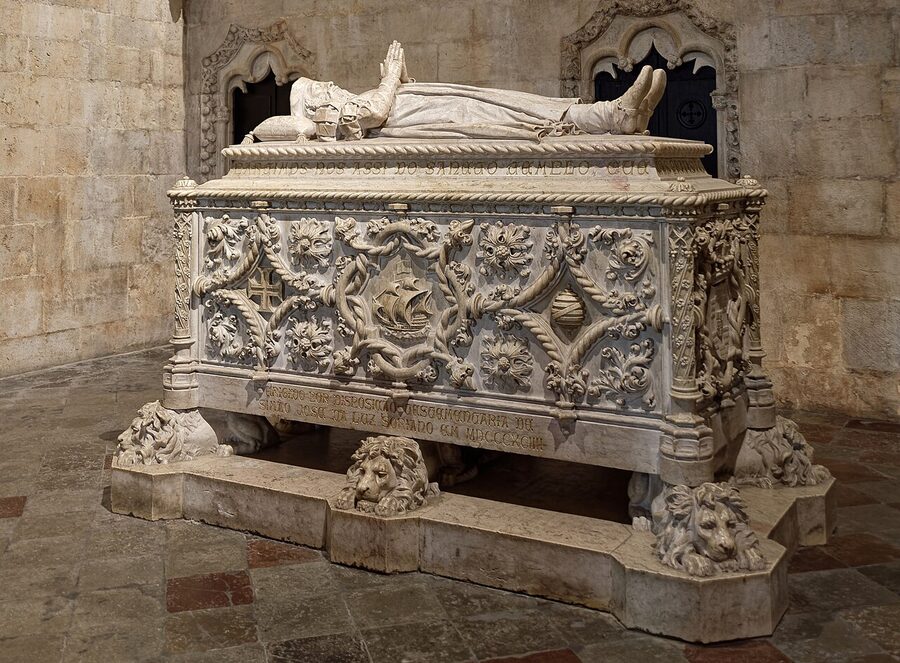 Tomb of Vasco da Gama in Jeronimos Monastery