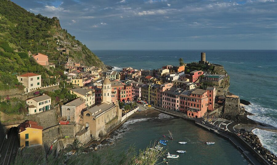 Vernazza from Sentiero Azzurro trail