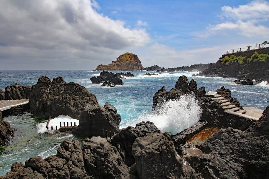 Crashing waves at Porto Moniz rocky natural pools